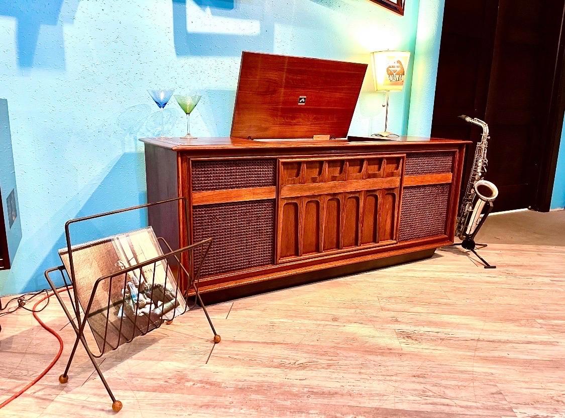 GWS241 Mid-Century Modern Stereo Console Cabinet Record Player ...