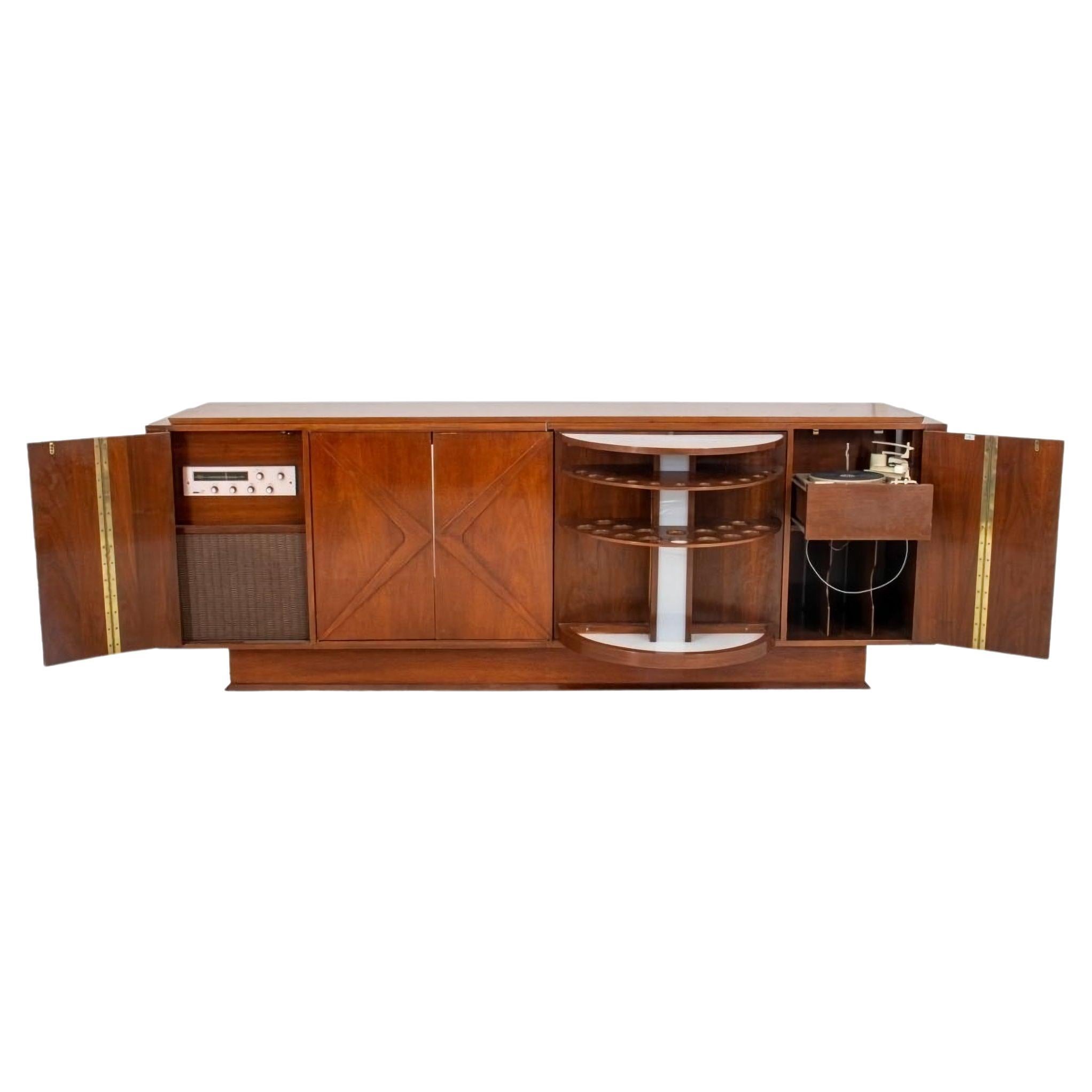 1919 Edison Disc Phonograph H 19 Record Player at 1stDibs | 1919 edison ...