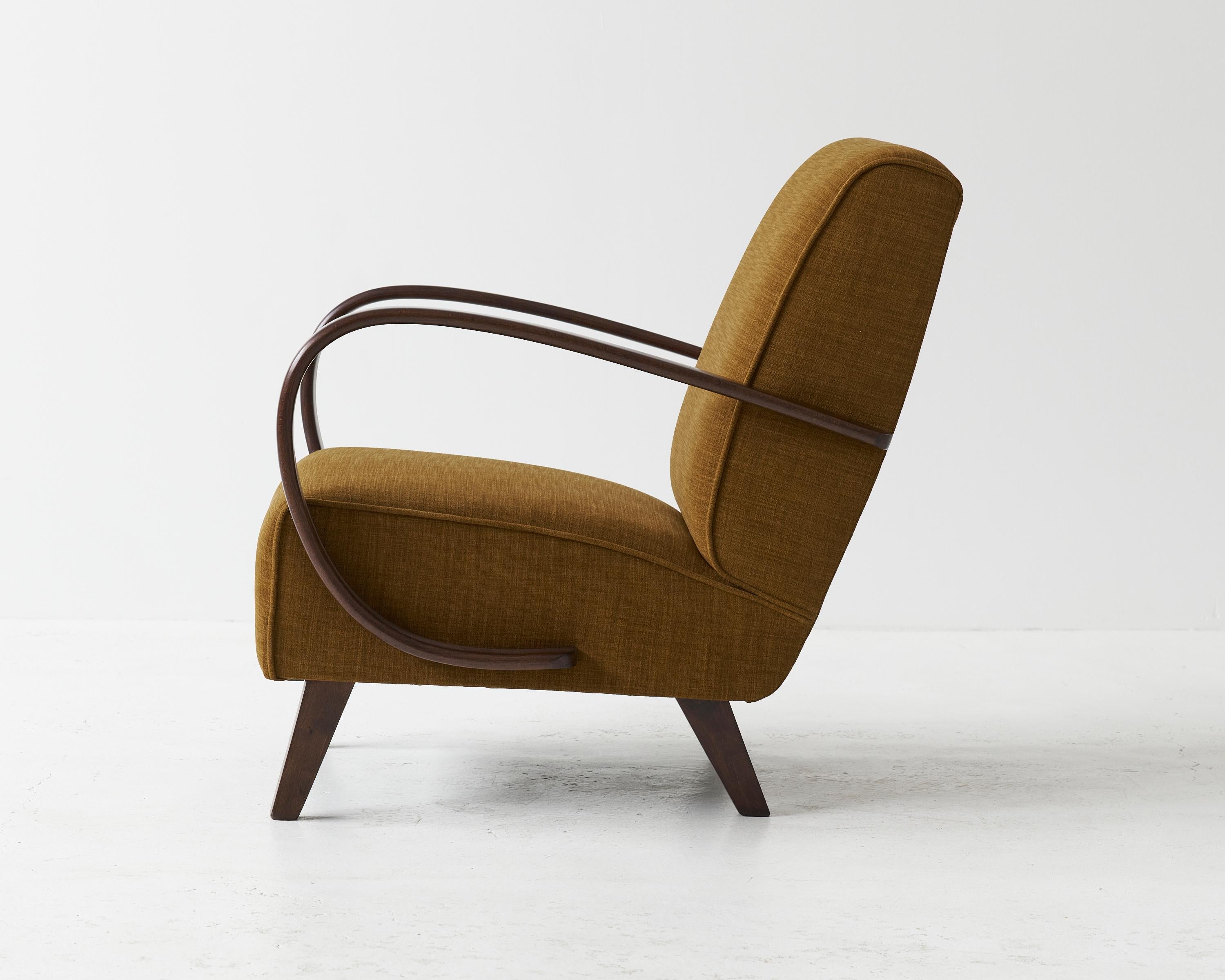 H-410 Armchair by Jindřich Halabala, 1930s For Sale at 1stDibs