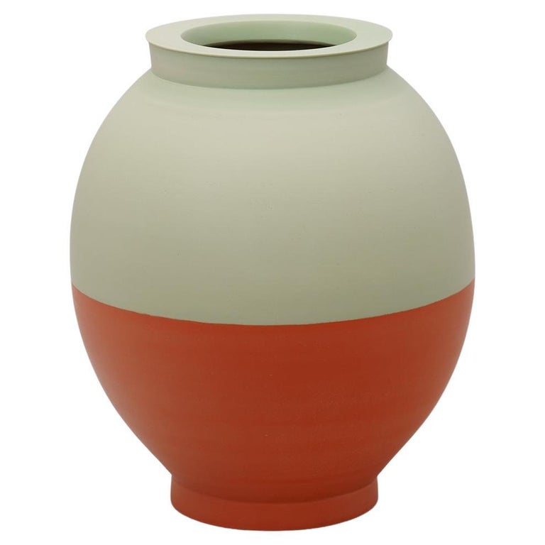 Half Half Vase by Jung Hong For Sale at 1stDibs