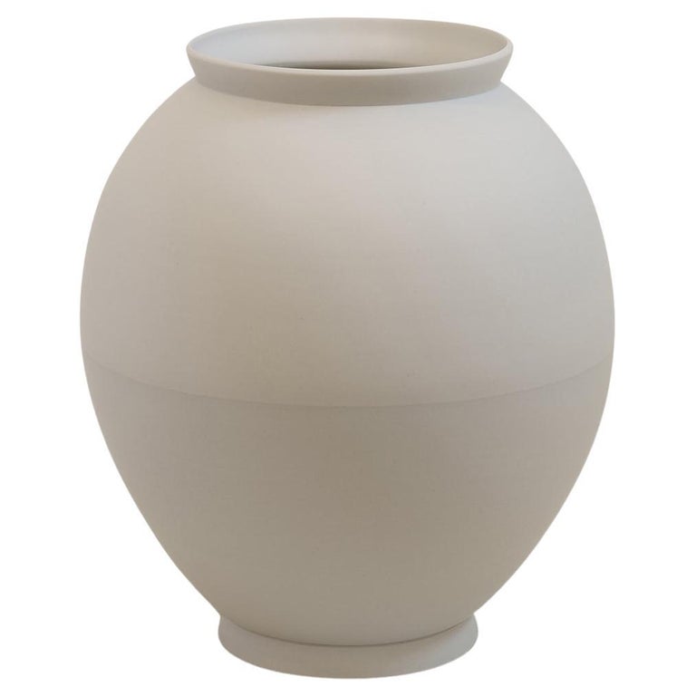 Half Half Vase by Jung Hong For Sale at 1stDibs