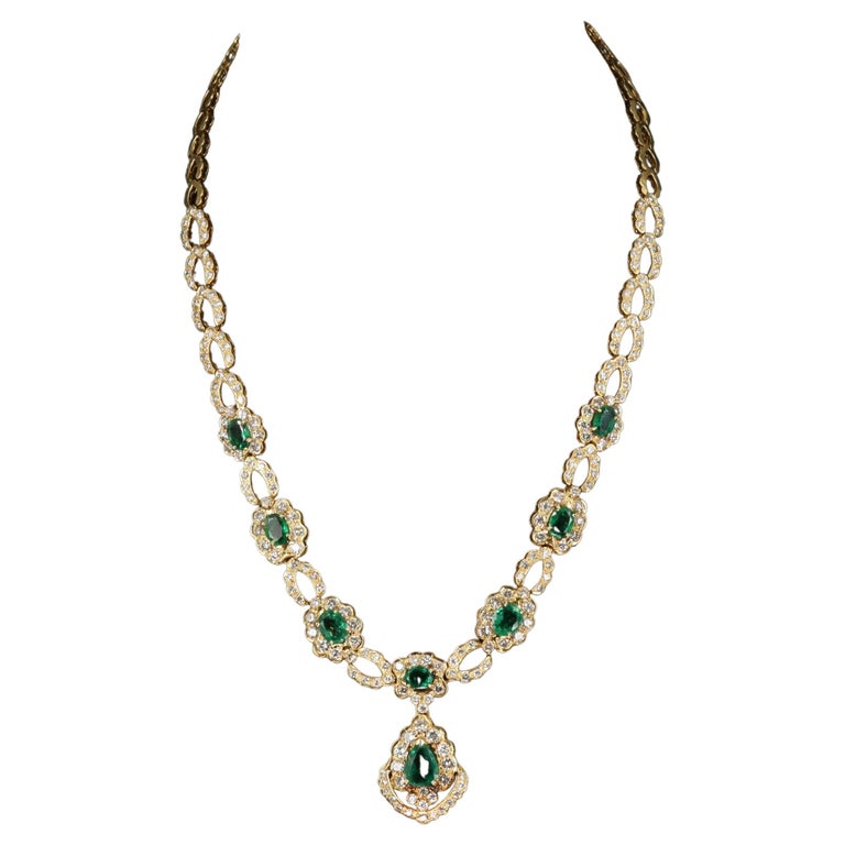 Halo Pear Cut Emerald Diamonds Chain Necklace, 18K Yellow Gold For Sale ...