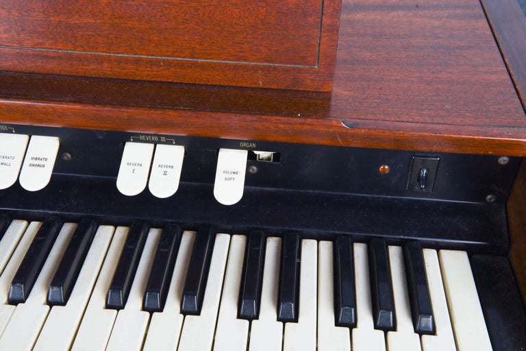 Hammond Model L-111A Tube Organ with Bench at 1stDibs | hammond organ ...