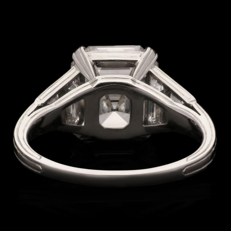 Hancocks 4.21ct Old Asscher Cut Diamond Ring with Trapezoid Diamond Shoulders For Sale at 1stDibs
