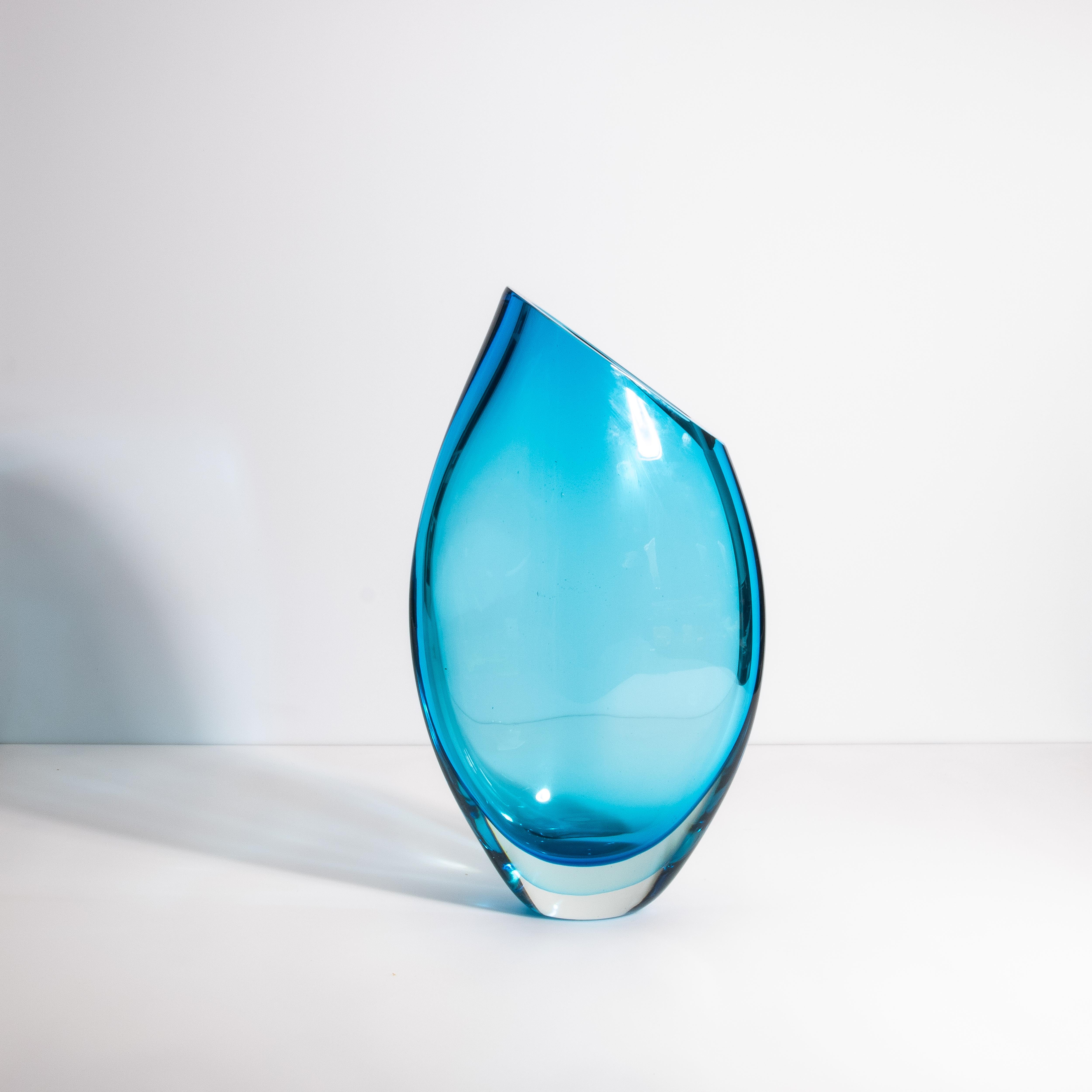 Hand Blown Murano Teardrop Vase in Lagoon Blue Large For Sale at 1stDibs