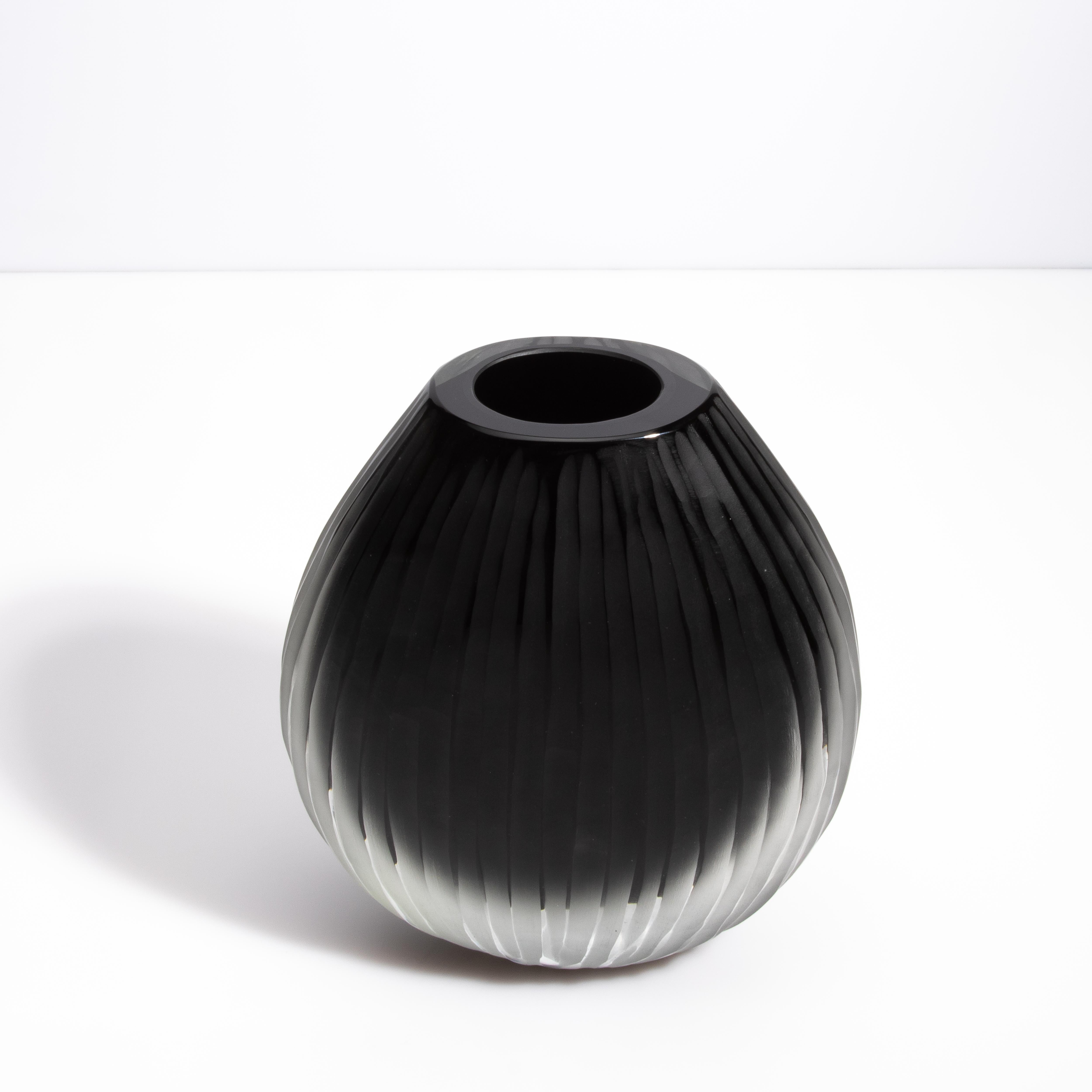 Hand Blown Murano Vase Supreme in Black Medium For Sale at 1stDibs