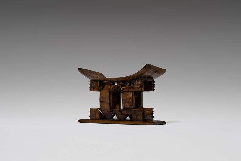 Hand Carved Akan or Ashanti Stool at 1stDibs