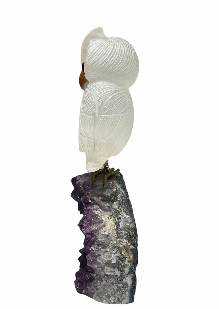 Hand Carved White Gemstone Owl Sculpture For Sale at 1stDibs