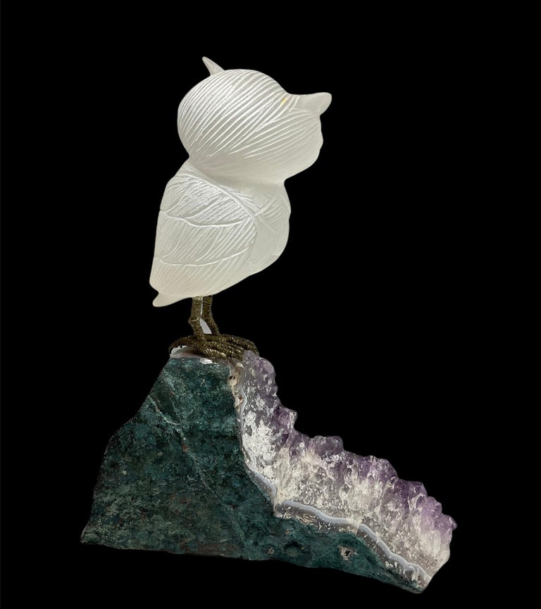 Hand Carved White Gemstone Owl Sculpture For Sale at 1stDibs