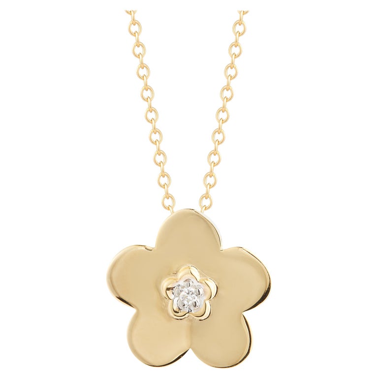 Hand-Crafted 14 Karat Yellow Gold Daisy Flower Pendant For Sale at ...