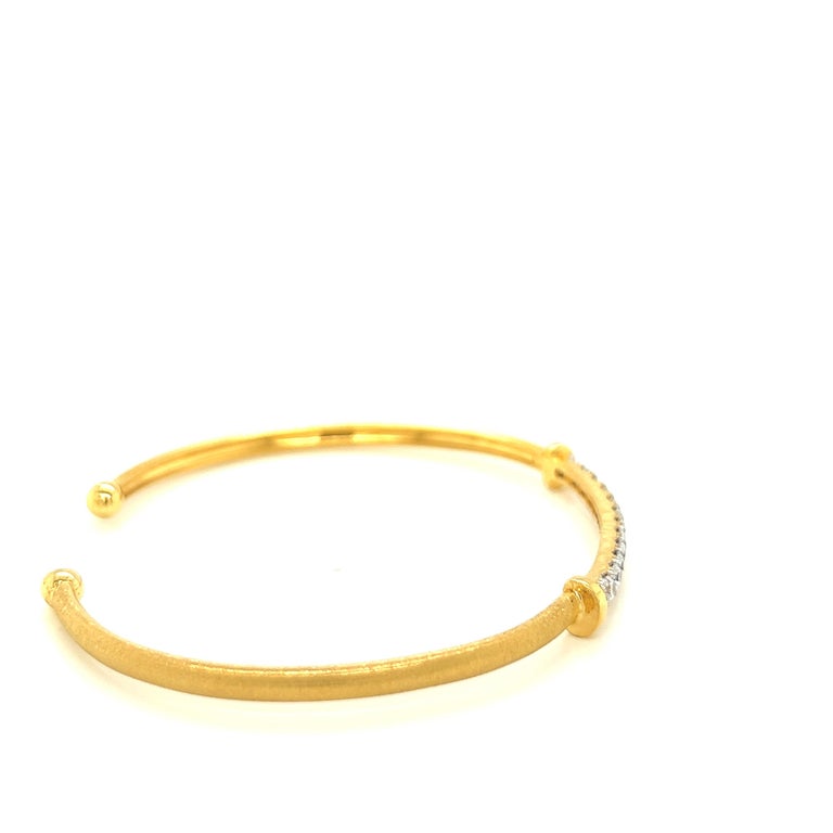 Hand-Crafted 14K Yellow Gold Flexible Bangle Bracelet. For Sale at 1stDibs