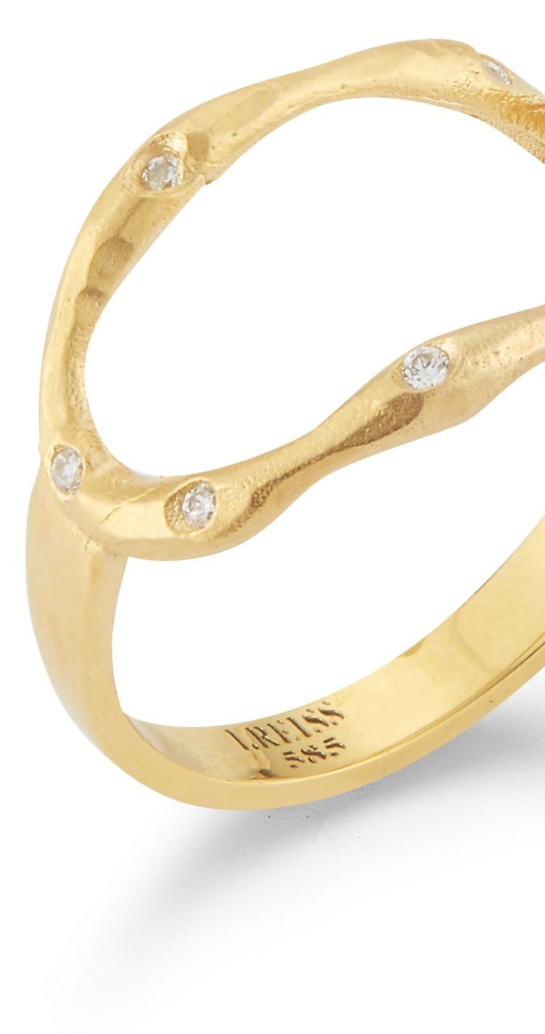 Customizable Hand-Crafted Yellow Gold Open Oval-Shaped Hammered Ring ...