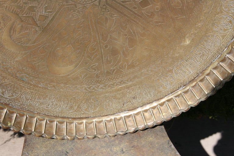 Hand Hammered Brass Middle Eastern Moorish Serving Tray For Sale at 1stDibs