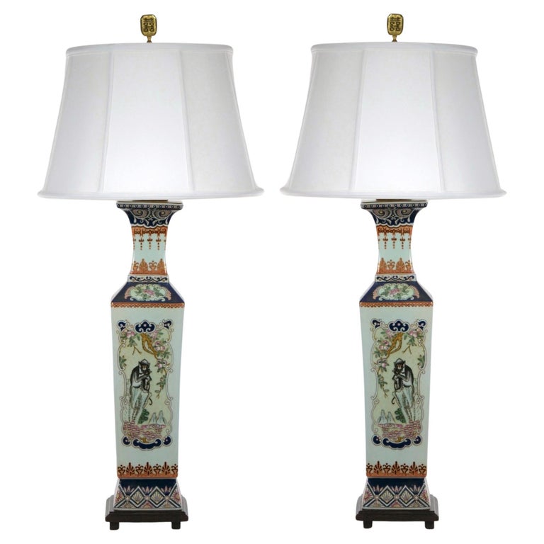 Hand Painted Chinoiserie Scene Porcelain Pair Table Lamp For Sale at ...