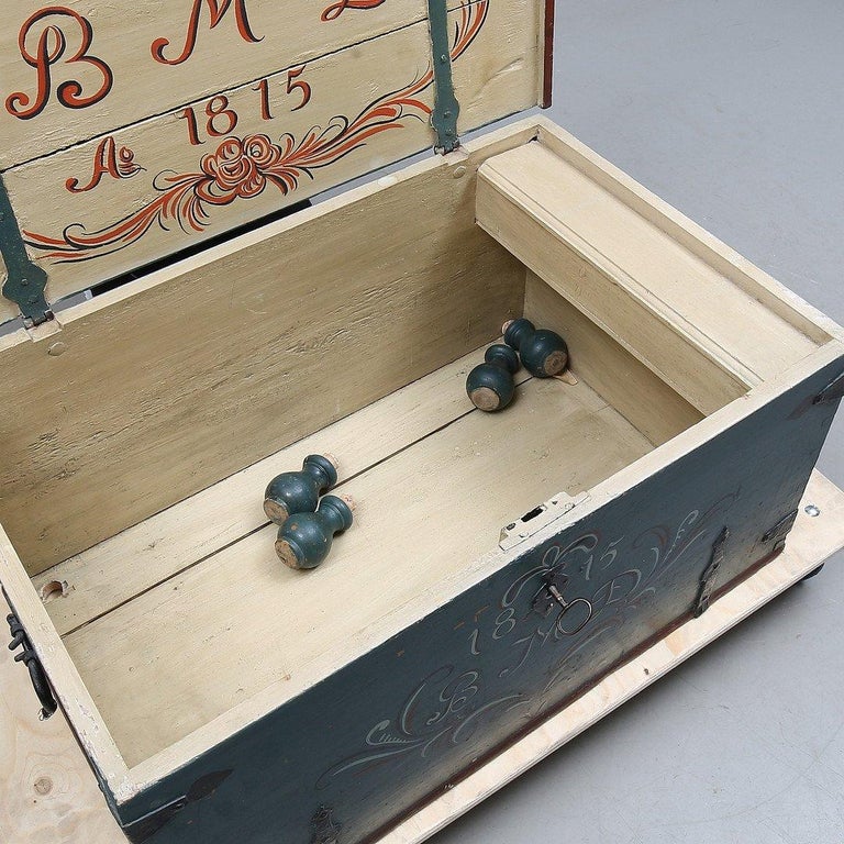 Hand-Painted Folklore Trunk, ca. 1815 For Sale at 1stDibs