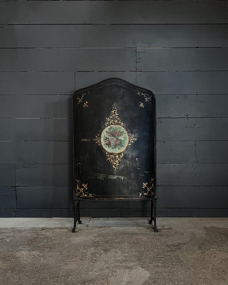 Hand Painted Victorian Fire Screen For Sale at 1stDibs