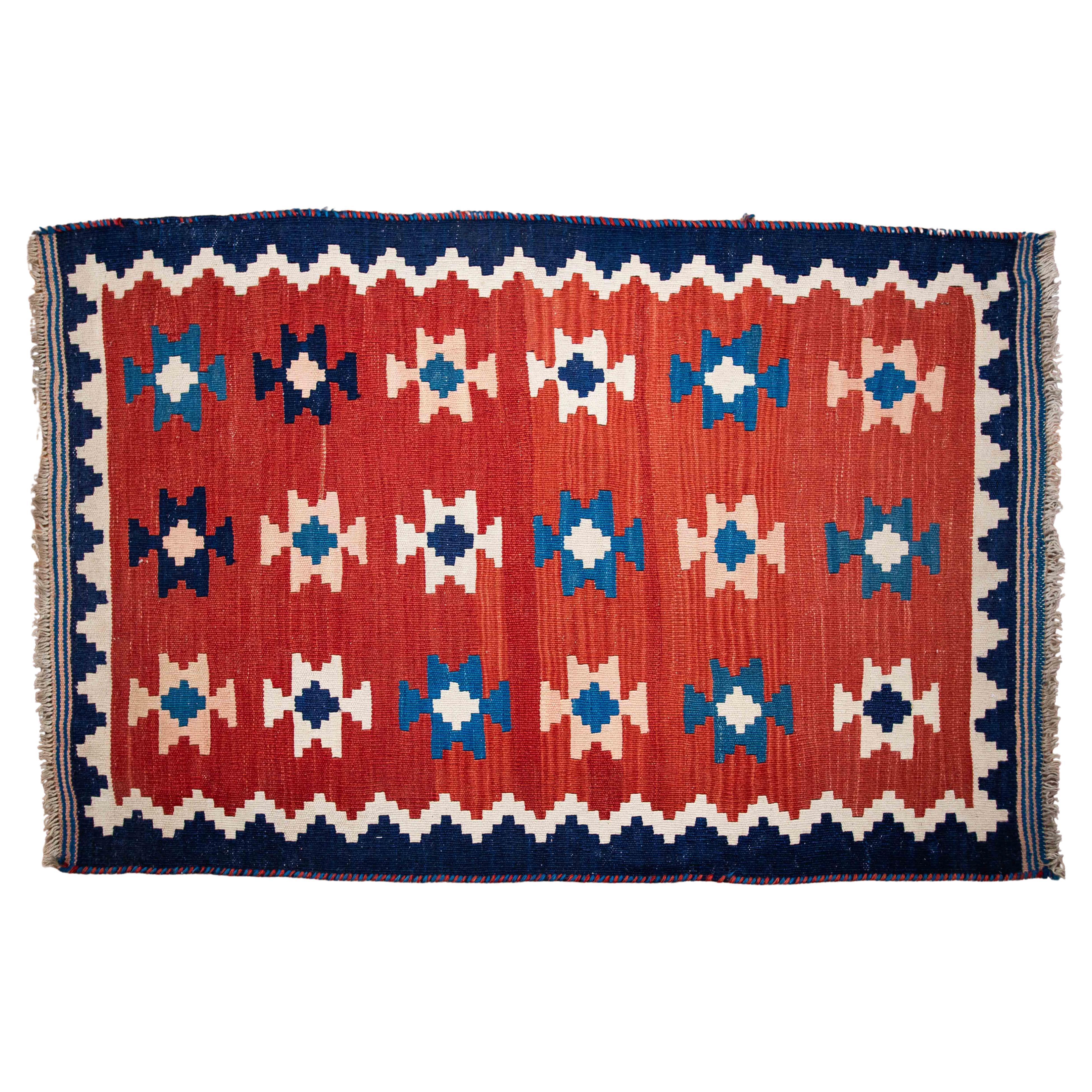 Hand-tied Ghashghai kilim 130 X 83 cm For Sale at 1stDibs