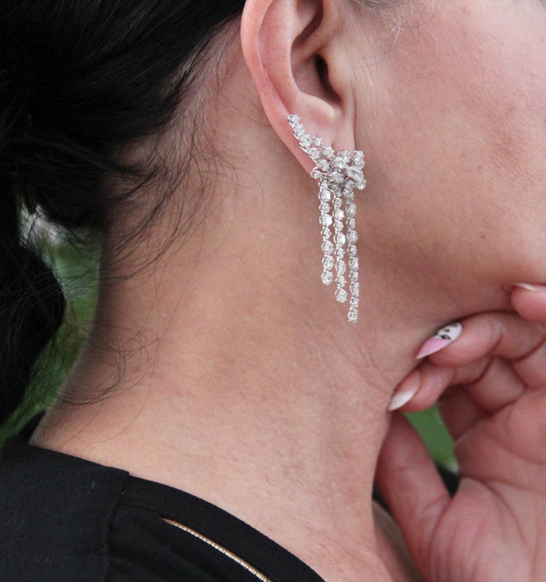 Handcraft 18 Karat White Gold Diamonds Drop Earrings For Sale at 1stDibs