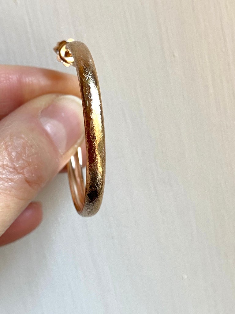 Handcrafted Hammered 18K Yellow Gold Scratched Satin Design Hoops ...