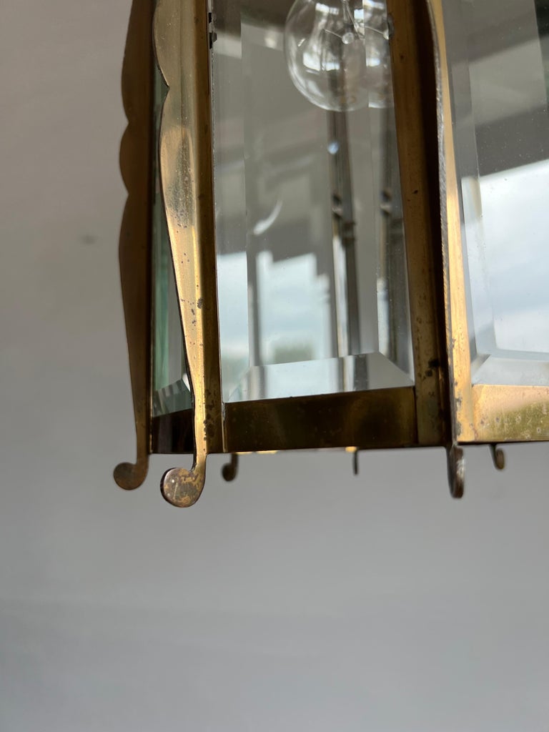 Fine Handcrafted Arts and Crafts and Beveled Glass Octagonal Design ...