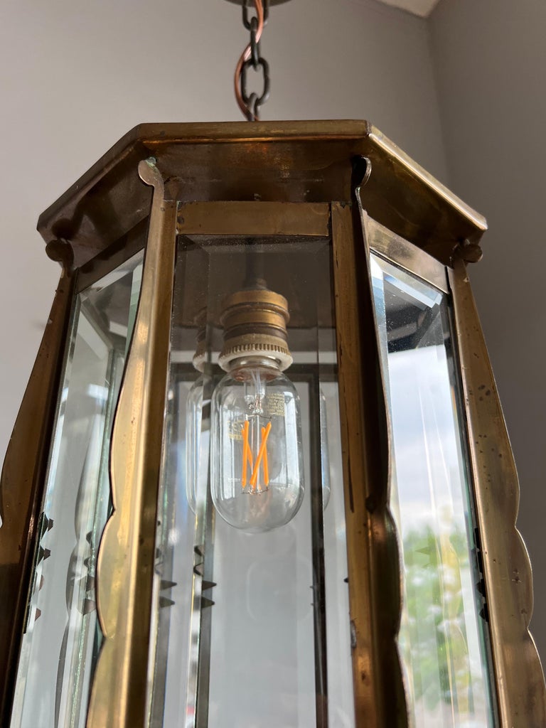 Fine Handcrafted Arts and Crafts and Beveled Glass Octagonal Design ...