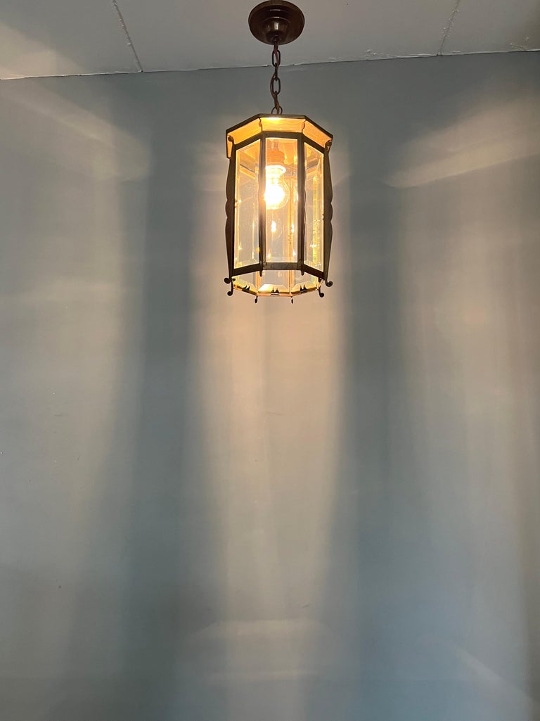 Fine Handcrafted Arts and Crafts and Beveled Glass Octagonal Design ...