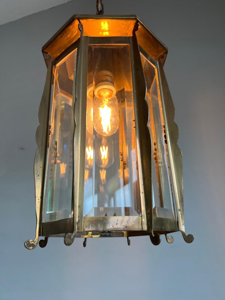 Fine Handcrafted Arts and Crafts and Beveled Glass Octagonal Design ...