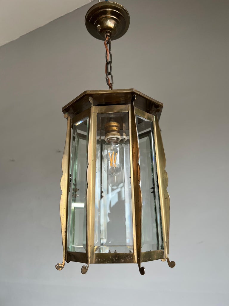 Fine Handcrafted Arts and Crafts and Beveled Glass Octagonal Design ...