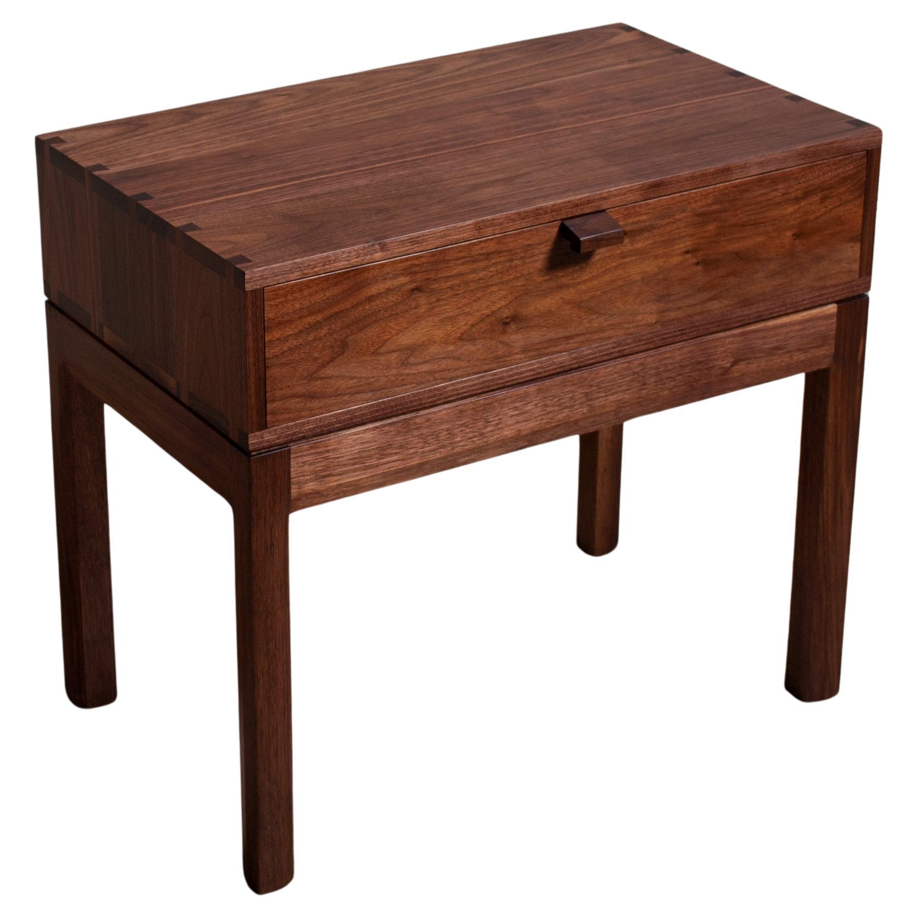 Handcrafted Oak and Walnut End Table For Sale at 1stDibs