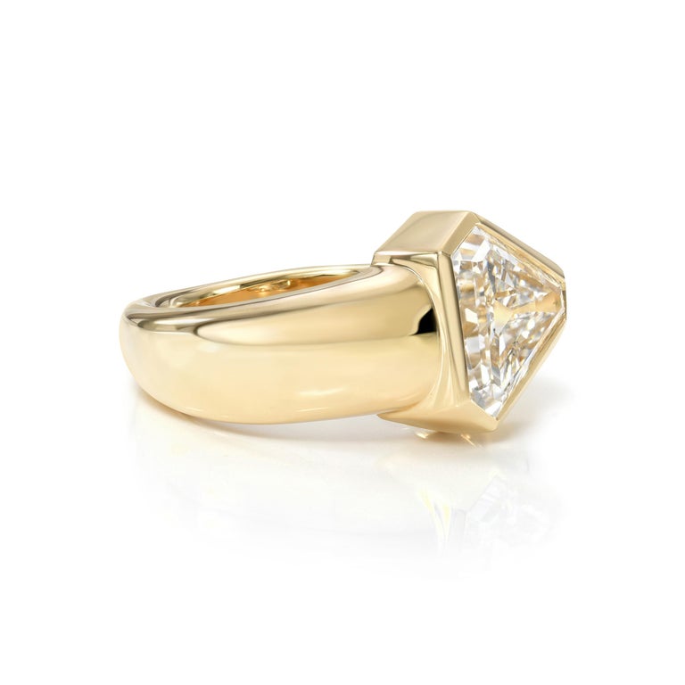 Handcrafted Ezra Trapezoid Cut Diamond Ring by Single Stone For Sale at ...