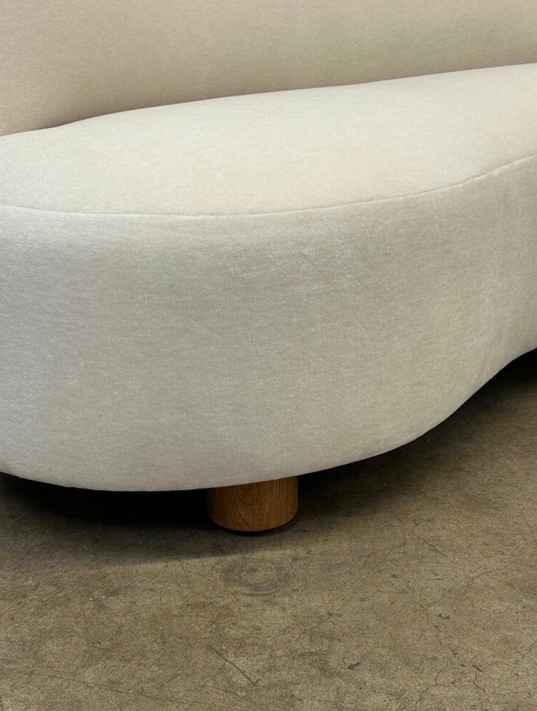 Handcrafted Kidney sofa For Sale at 1stDibs
