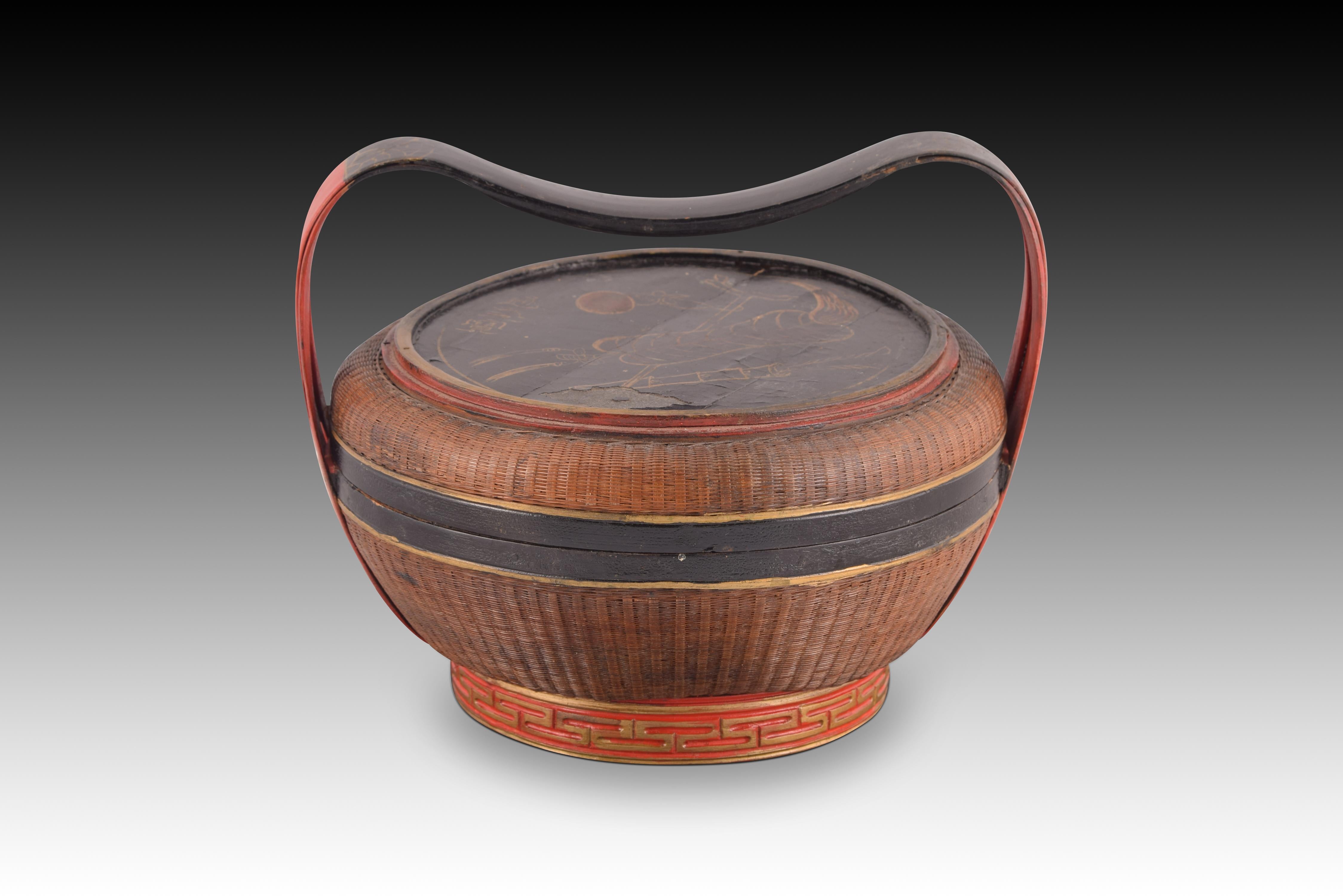 Handcrafted oriental basket. Vegetal fibers. Circa 1950. For Sale at ...
