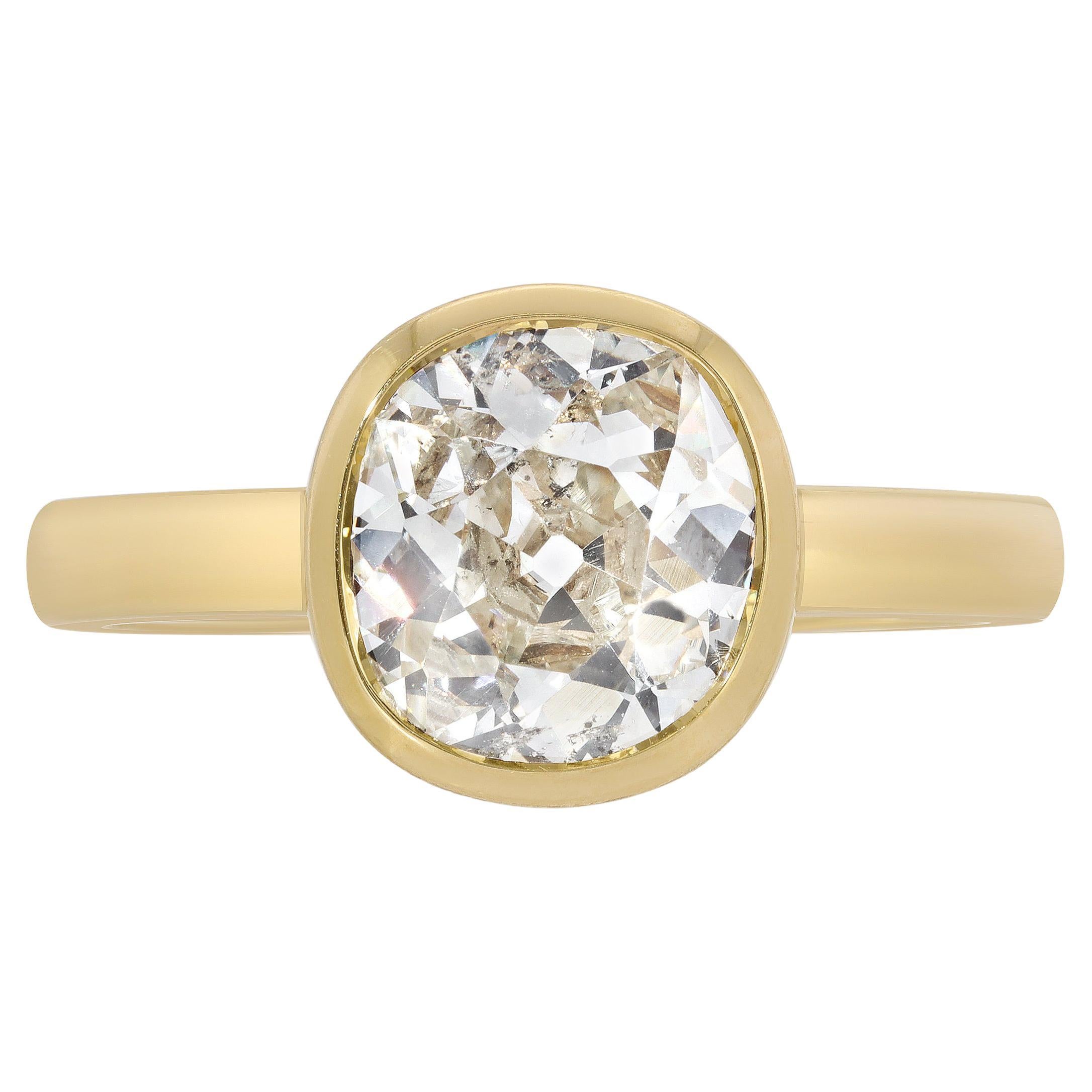 3.77 Carat Cushion cut Sapphire Ring at 1stDibs