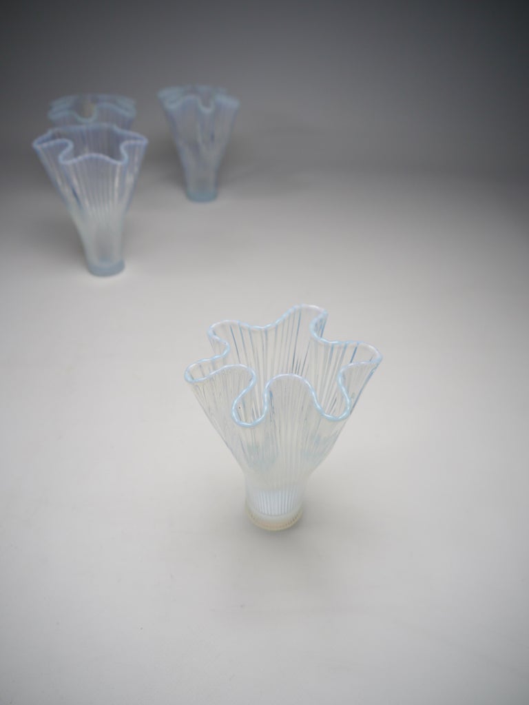 Handkerchief Art Glass Vase Reffla by Arthur Percy for Gullaskruf ...
