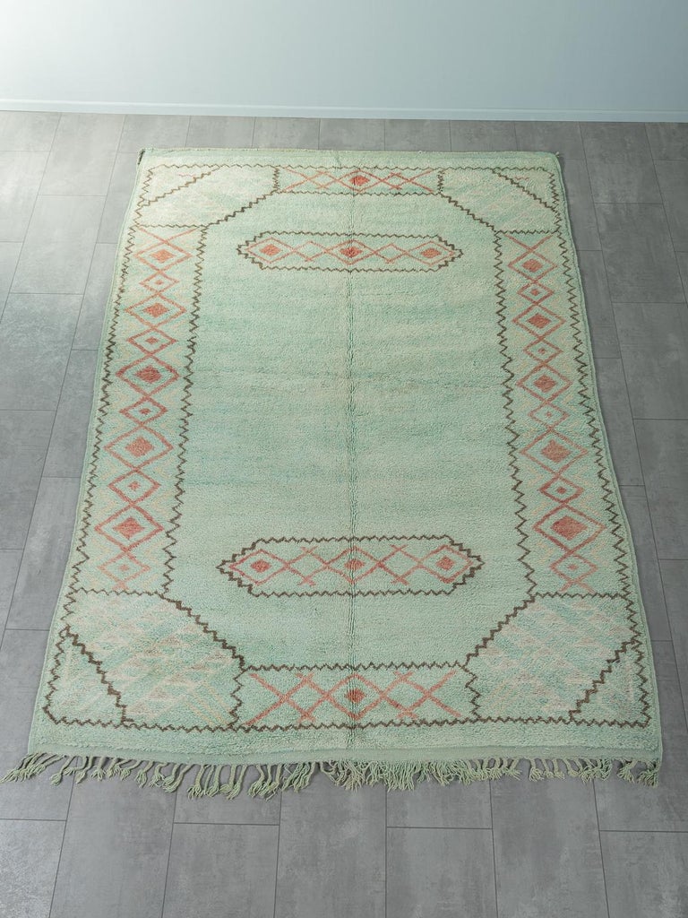 Handmade 1980s Beni Mrirt Berber Rug 100% Wool For Sale at 1stDibs
