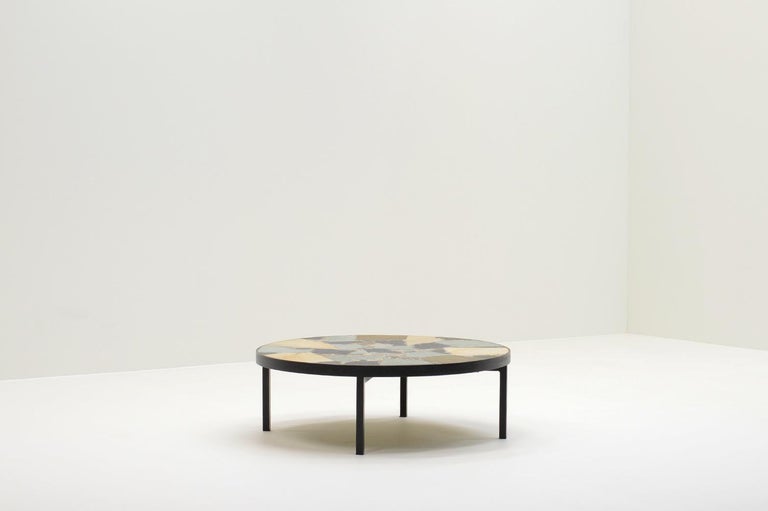 Handmade round flagstone coffee table, Europe 70s. For Sale at 1stDibs