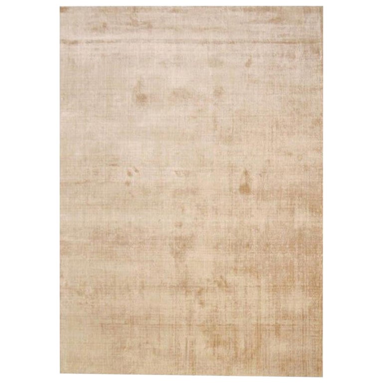 Handmade Soft Beige Silk Rug. 3,00 x 2,00 m For Sale at 1stDibs