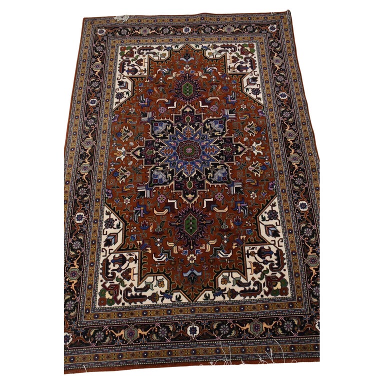Handmade Vintage Heriz Style Rug 1980s, 1G84 For Sale at 1stDibs
