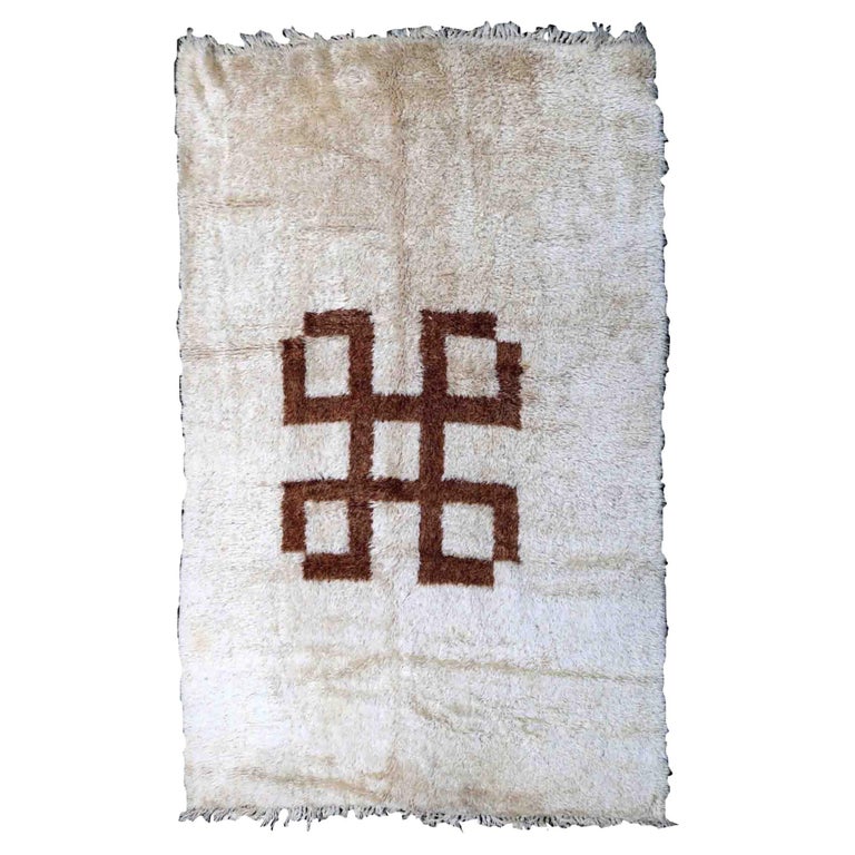 Handmade Vintage Madagascar Angora Rug, 1970s, 1P98 For Sale at 1stDibs