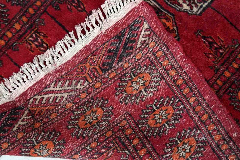 Handmade Vintage Pakistani Lahore Rug, 1970s, 1C965 For Sale at 1stDibs