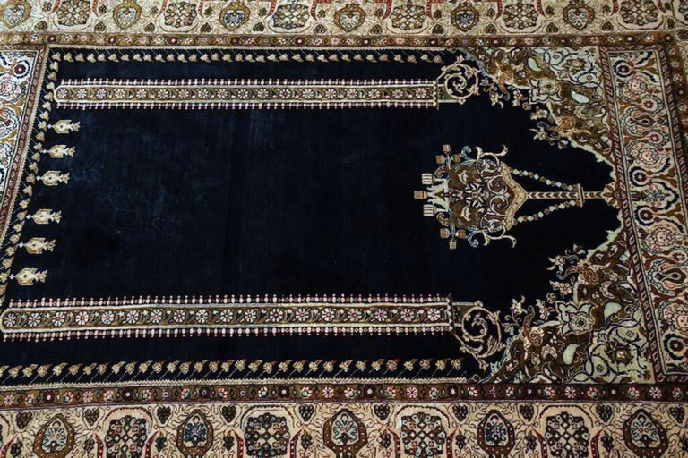 Handmade Vintage Pakistani Lahore Rug 1970s, 1G33 For Sale at 1stDibs