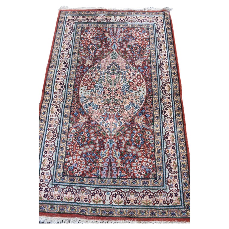 Handmade Vintage Sarouk Style Rug, 1950s, 1G107 For Sale at 1stDibs