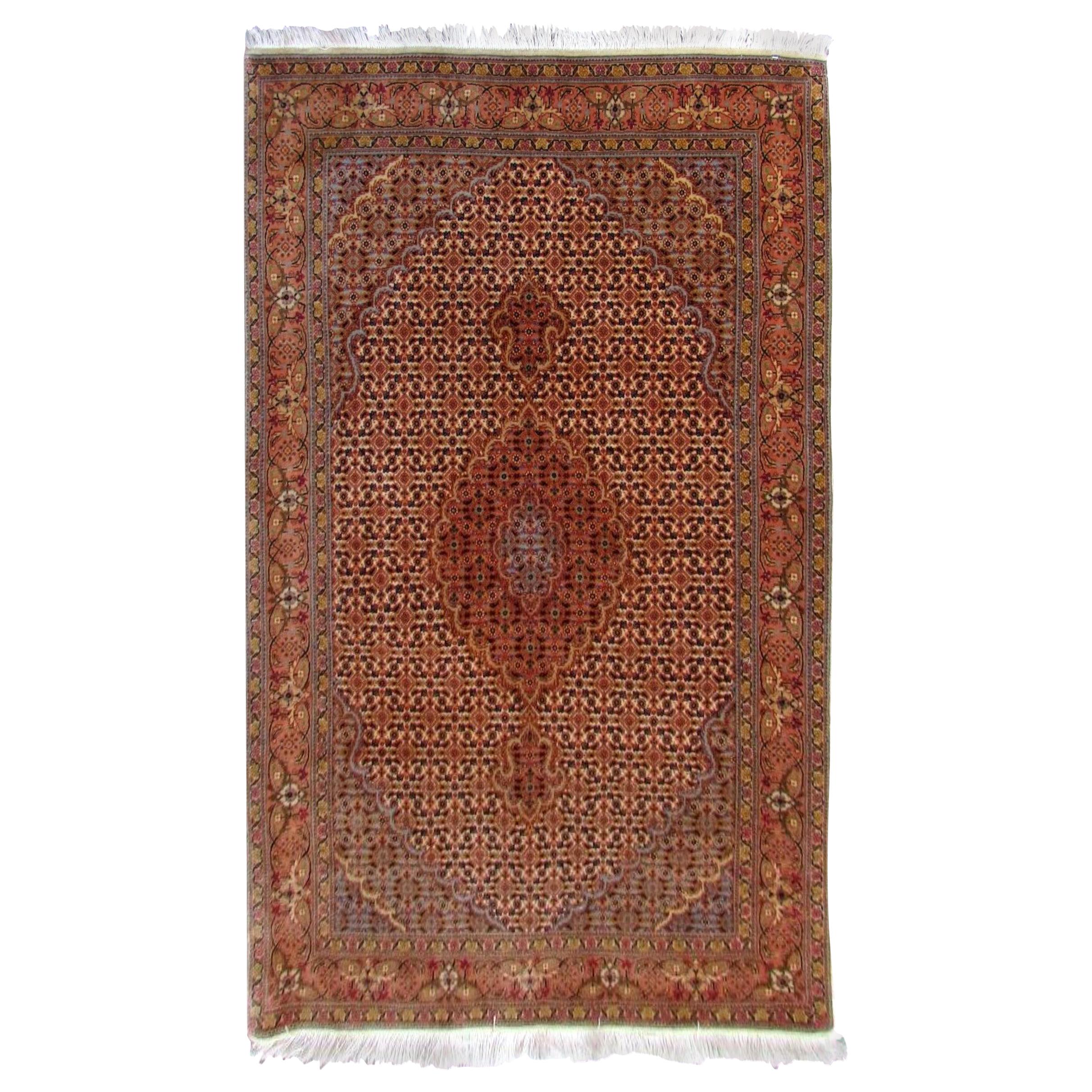 Handmade Vintage Heriz Style Rug, 1950s, 1C697 For Sale at 1stDibs