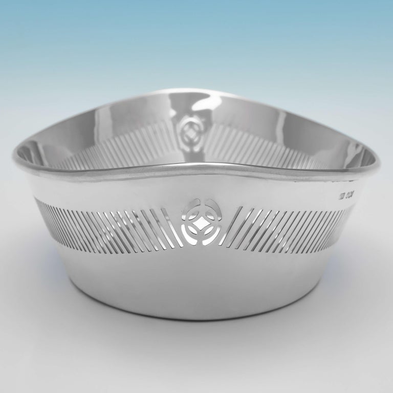 Handsome Art Deco Sterling Silver Bread Dish, Viners, 1933 For Sale at ...