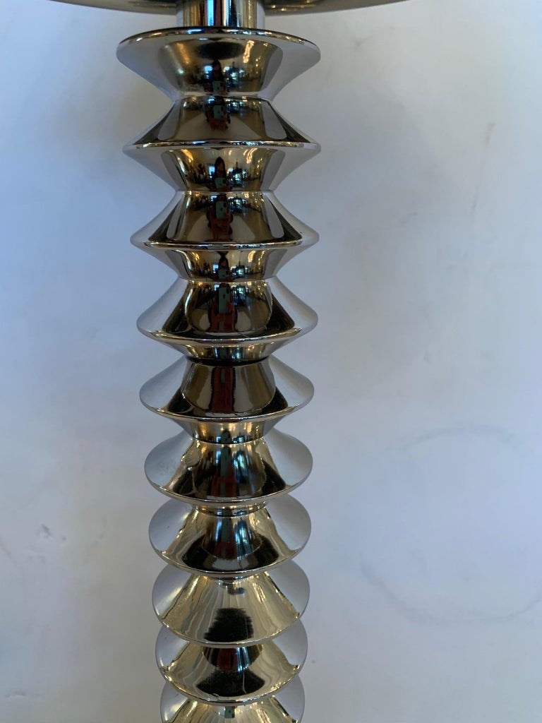 Handsome Chrome Table Lamp with Spiral Column For Sale at 1stDibs