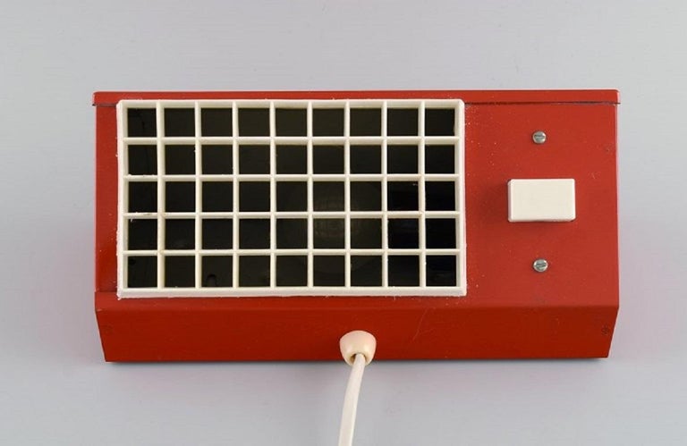 Hans-Agne Jakobsson '1919-2009', Sweden, "Elidus" Bedside Lamp in Red Metal For Sale at 1stDibs