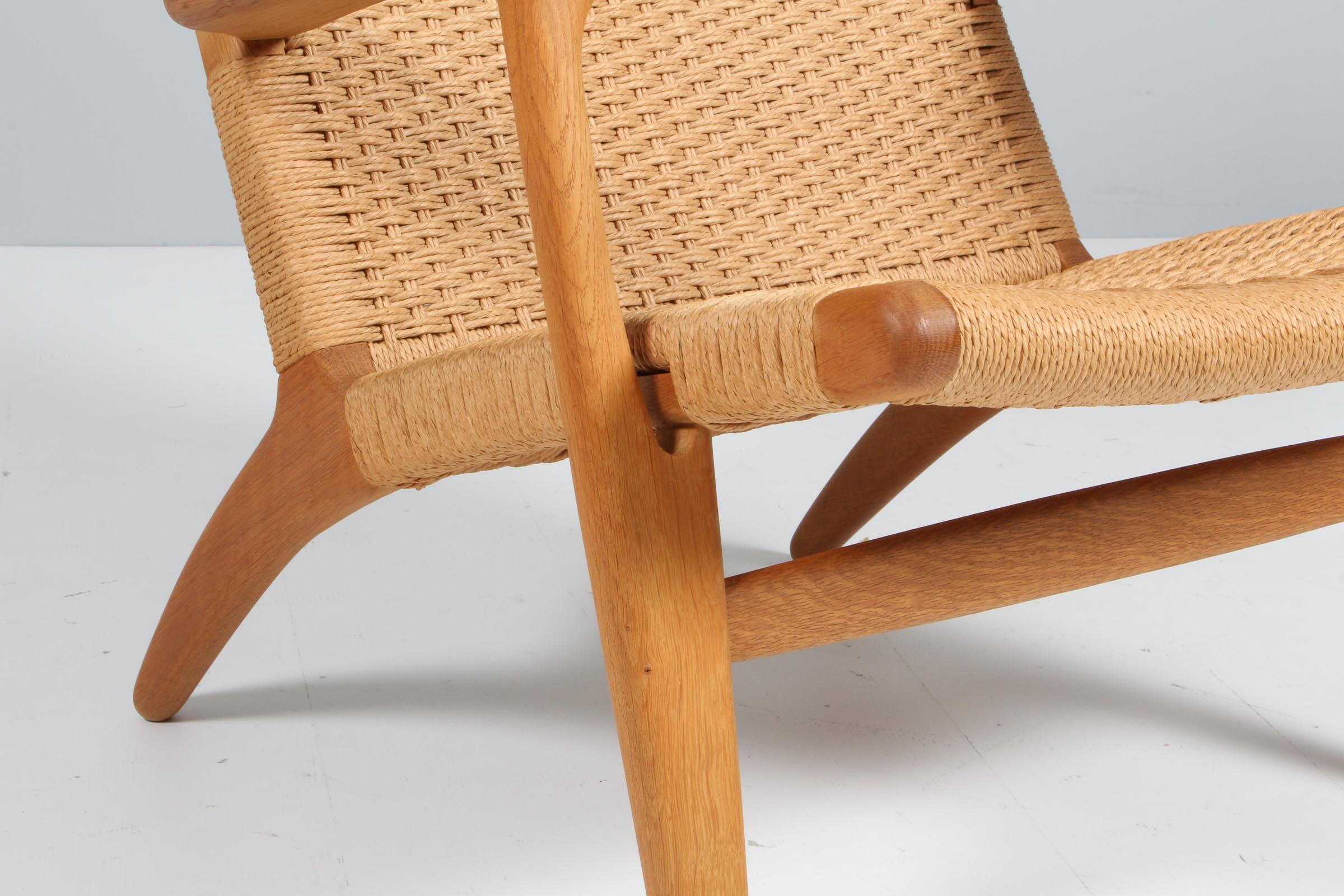Hans J. Wegner CH-25 Oak Lounge Chair, 1950 at 1stDibs