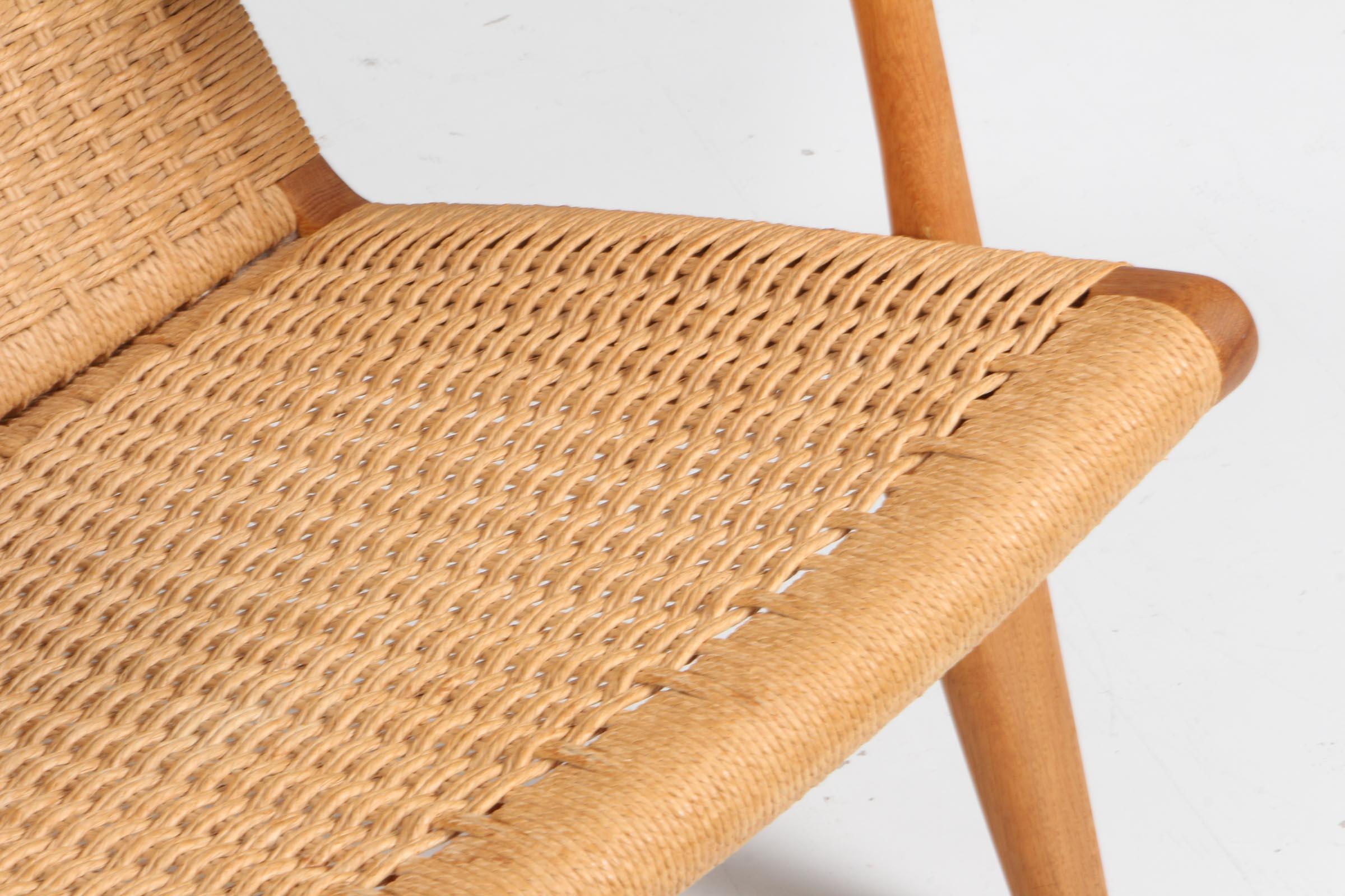 Hans J. Wegner CH-25 Oak Lounge Chair, 1950 at 1stDibs