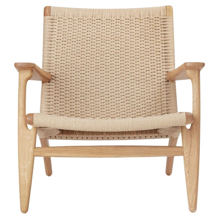 Hans J Wegner 'CH25' Chair in Oak, Oil and Natural Papercord for Carl Hansen and Son For Sale at ...