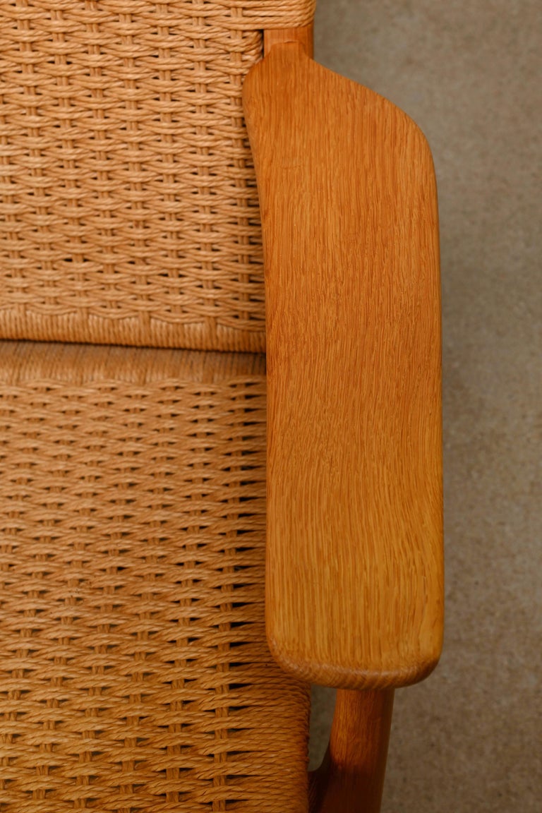 Hans J. Wegner CH25 Lounge Chair in oak and paper-cord for Carl Hansen and Son at 1stDibs